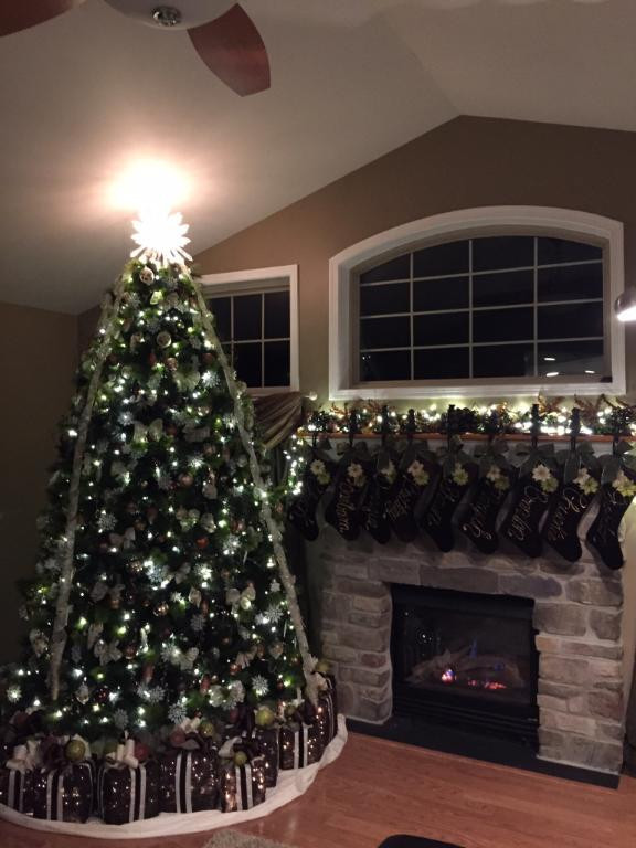 Scotch Pine Artificial Christmas Tree | Balsam Hill