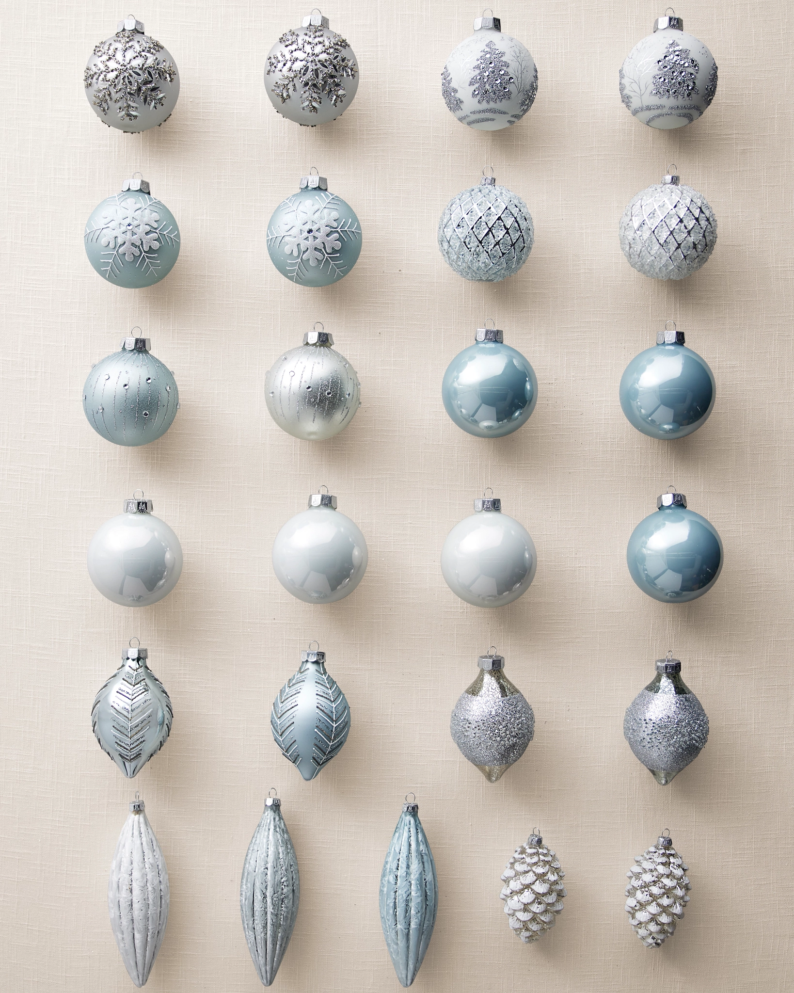 Arctic Christmas Main Ornaments Set | Balsam Hill