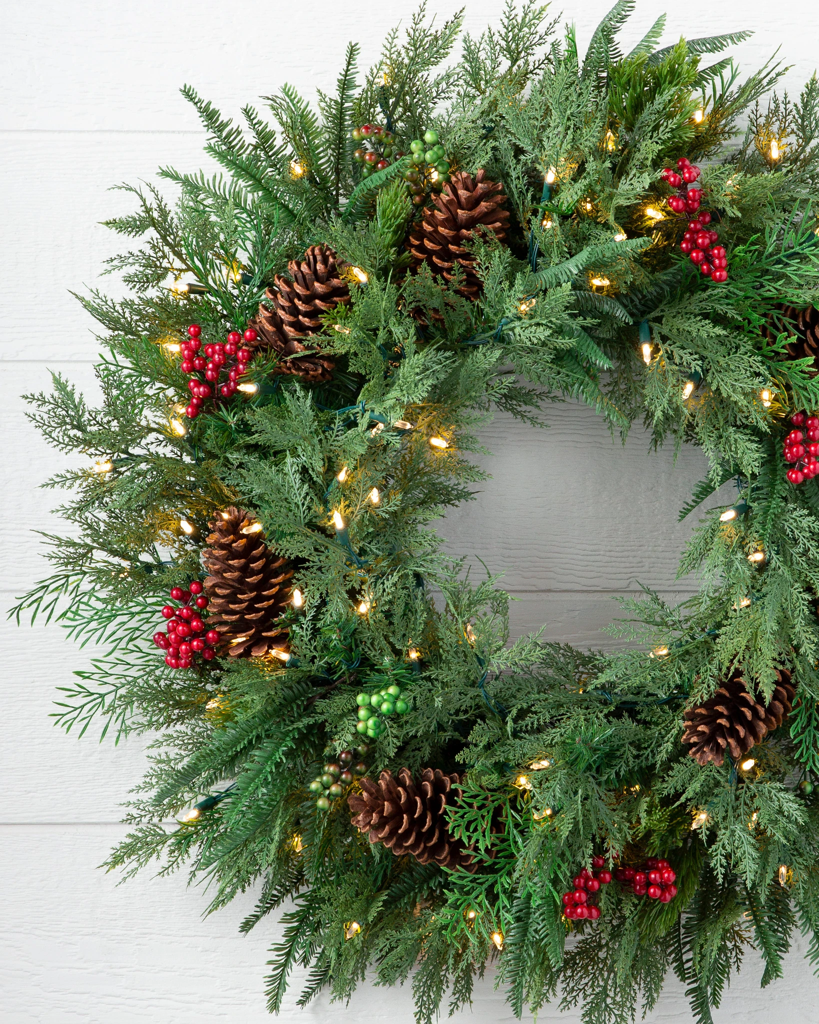 Led Lighted Christmas Wreaths