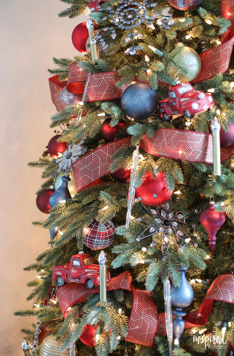 Stratford Spruce® Artificial Christmas Tree | Balsam Hill