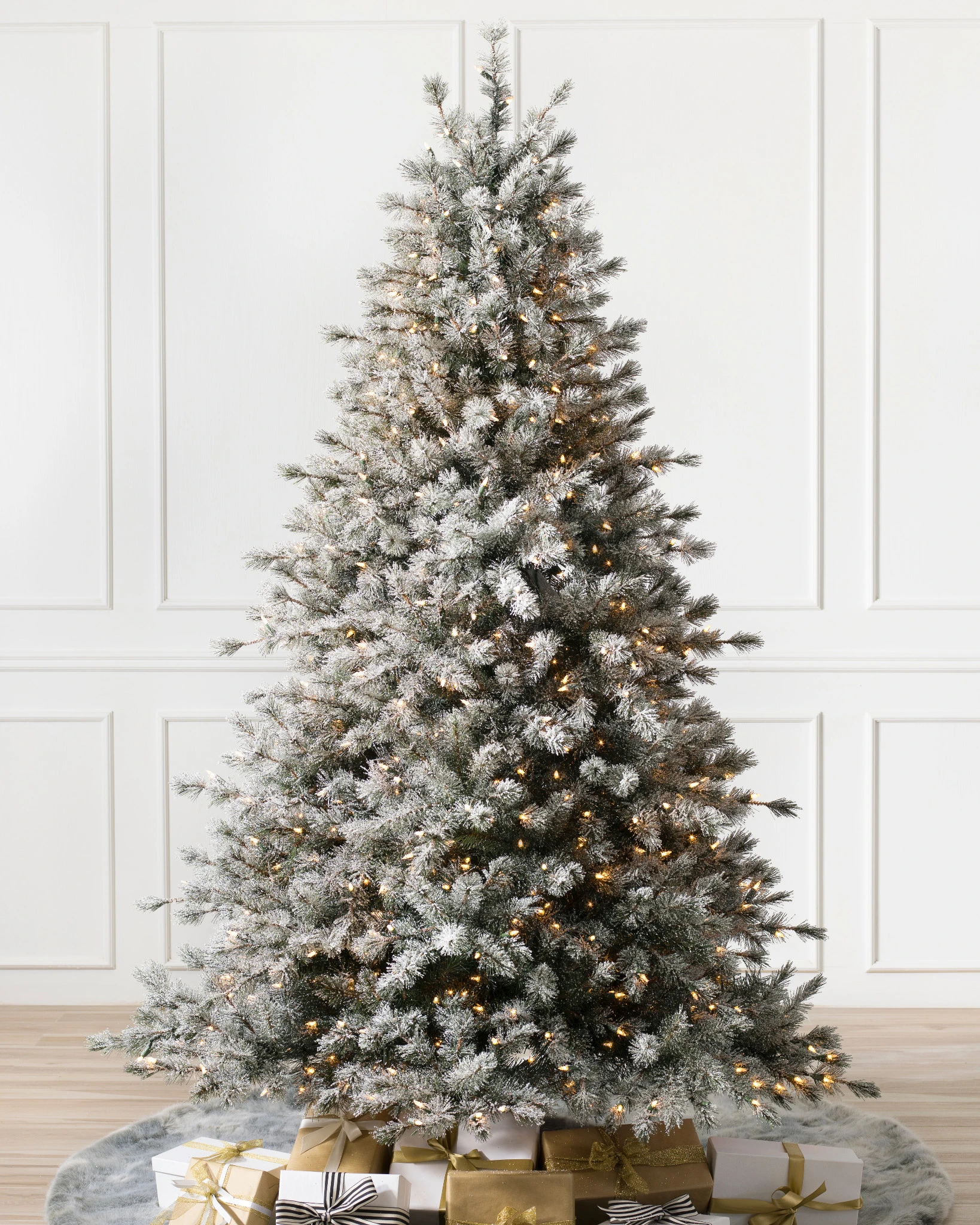 The Big List of the Best Christmas Tree Color Schemes