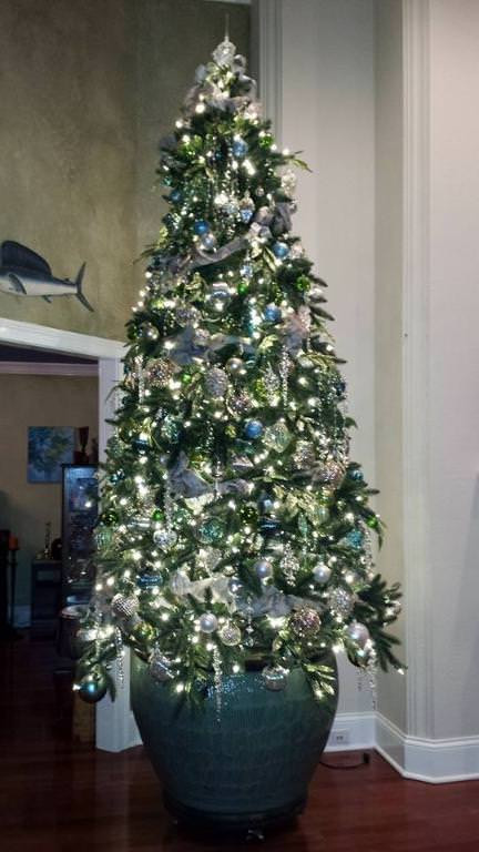 California Baby Redwood Artificial Christmas Tree | Balsam Hill