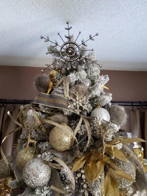 Christmas Tree Toppers Unique